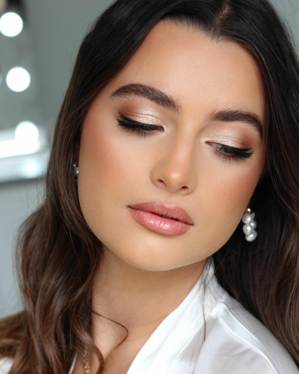 20 Beautiful Wedding Makeup Looks For That Special Day