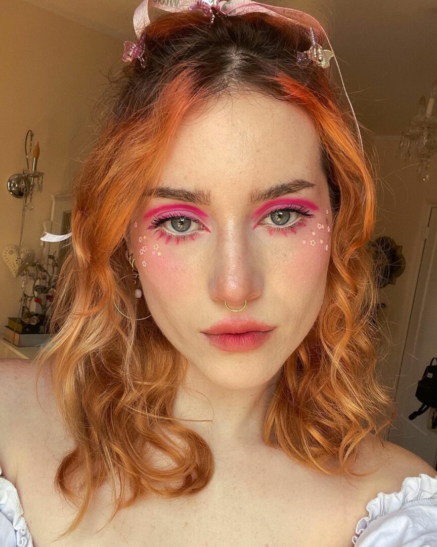 23 Magnetizing Pink Eyeshadow Looks For Women