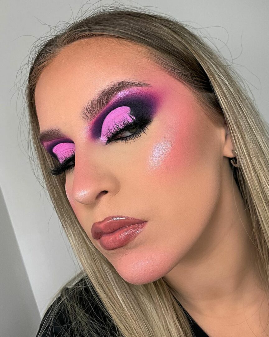 23 Magnetizing Pink Eyeshadow Looks For Women