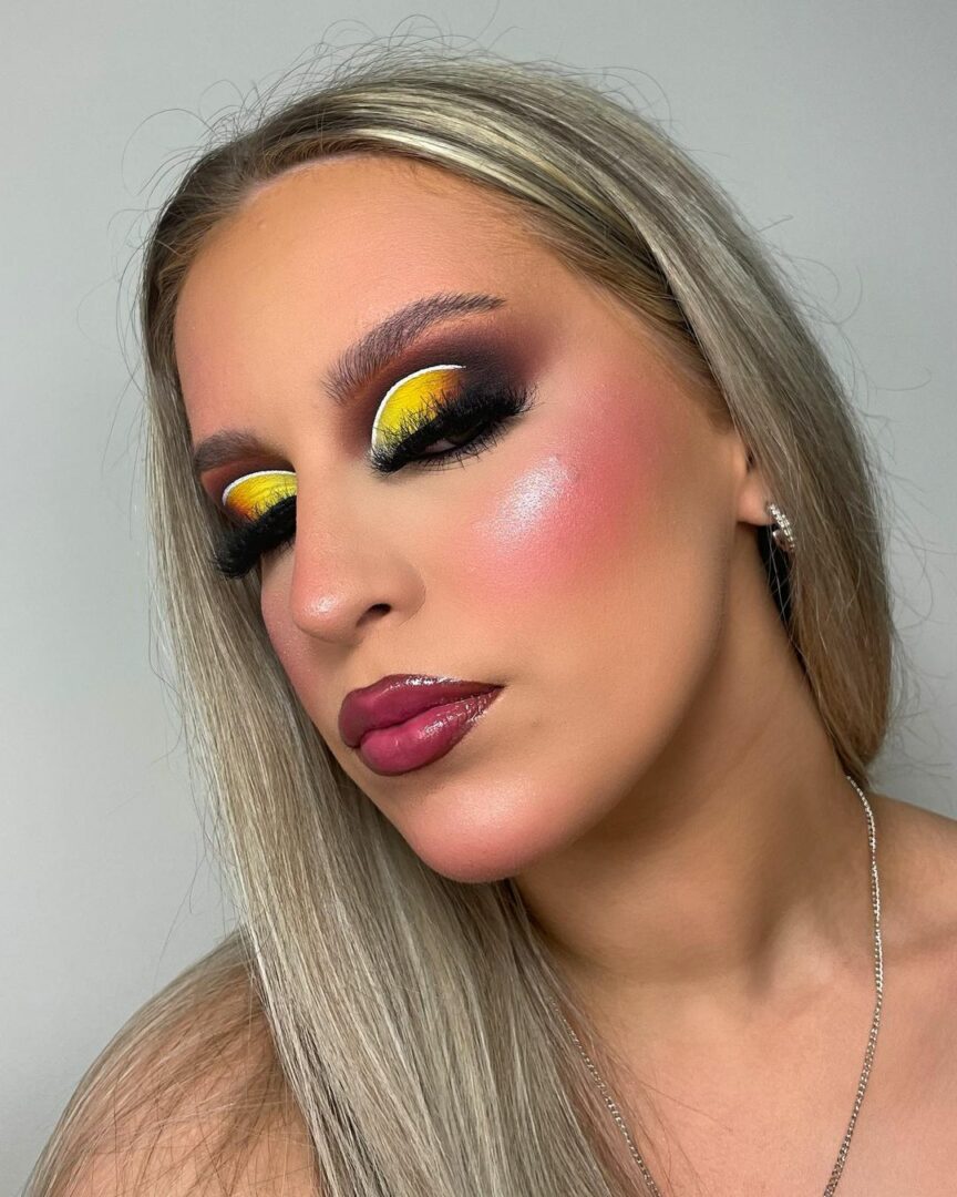 20 Yellow Eyeshadow Looks To Bring Sunshine Into Your Look