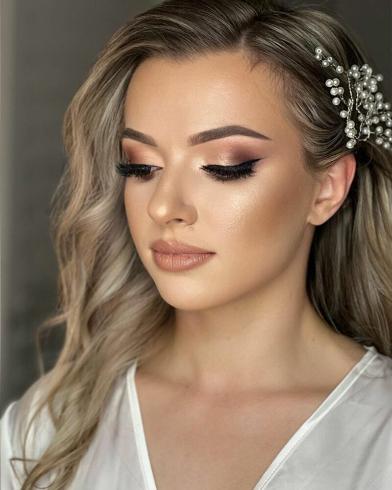 18 Stunning Bridesmaid Makeup Looks Your Bestie Will Adore