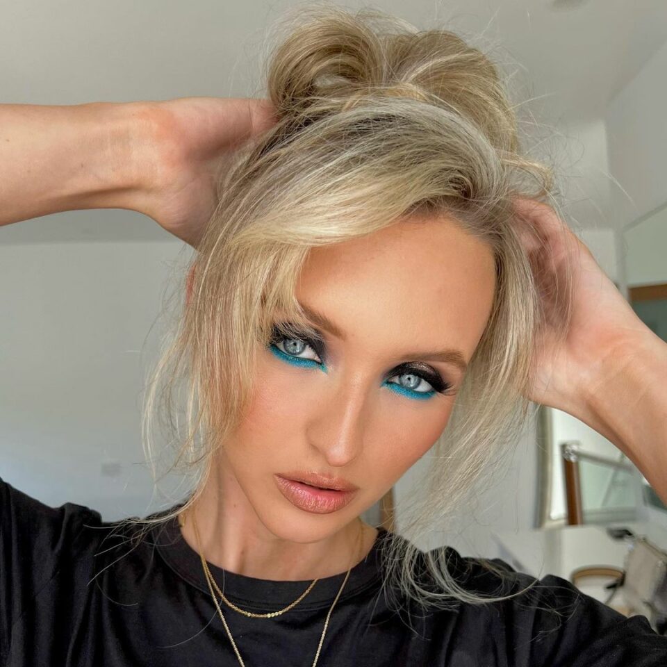 20 Enthralling Eye Makeup Ideas for Blue Eyes