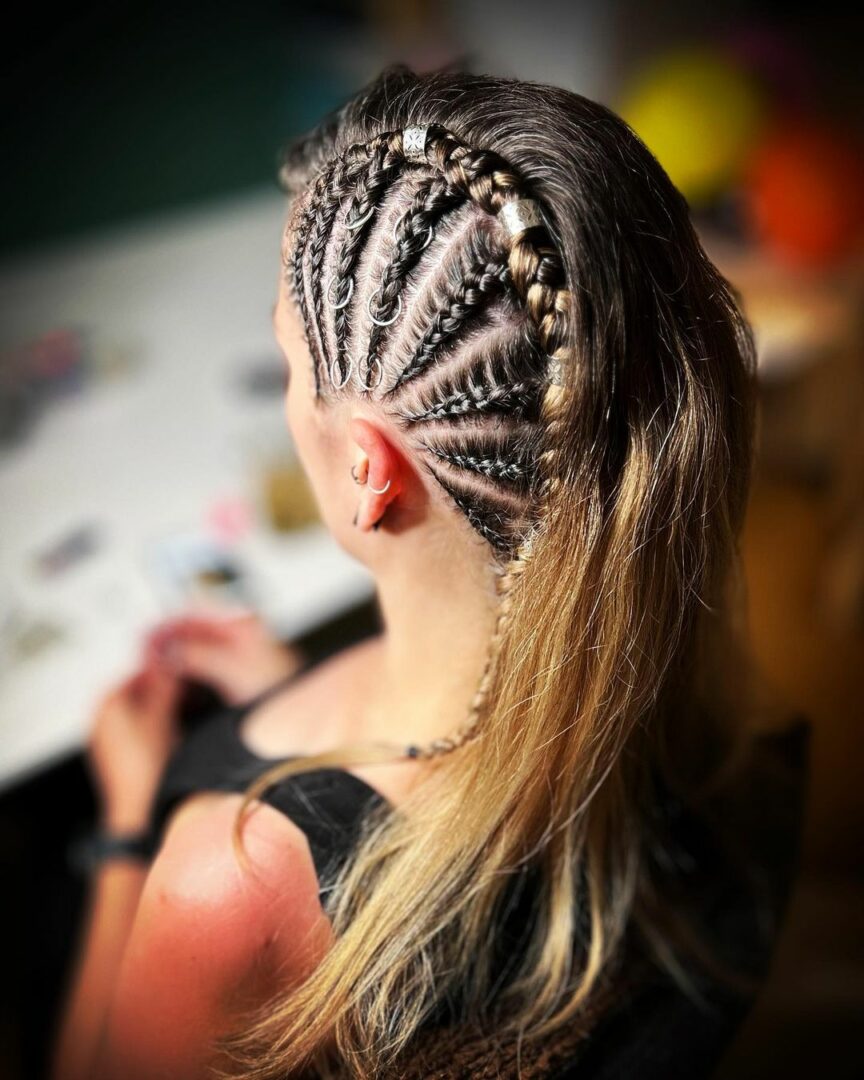 26 Dazzling Dutch Braid Hairstyles For Any Occasion