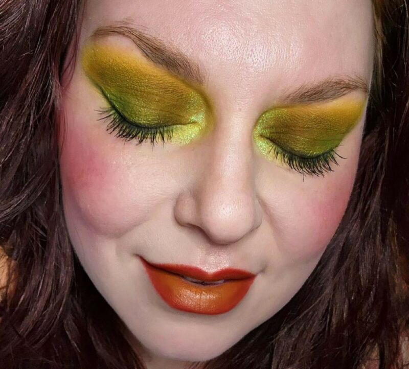 20 Yellow Eyeshadow Looks To Bring Sunshine Into Your Look