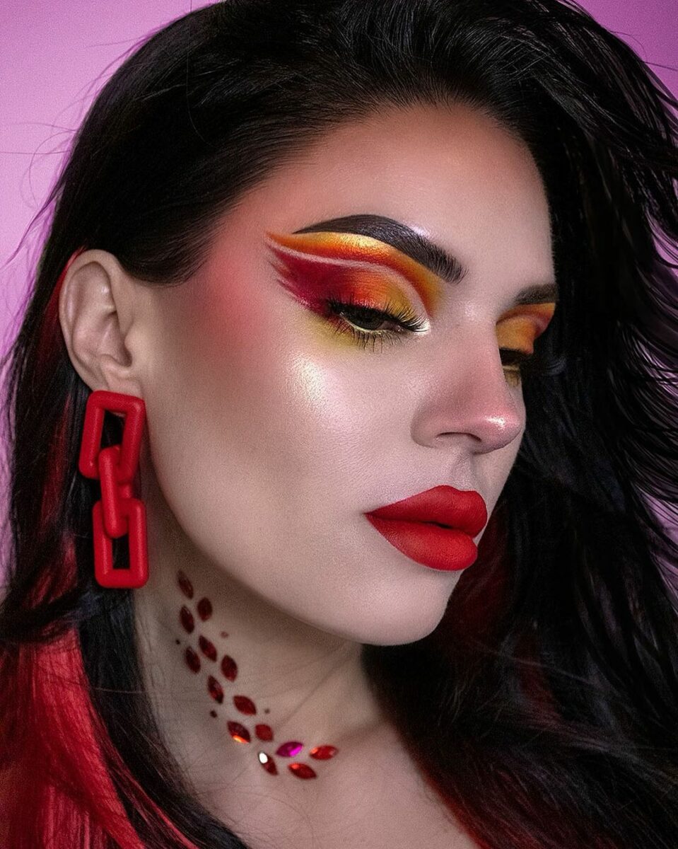 20 Red Carpet-Ready Red Lipstick Makeup Looks