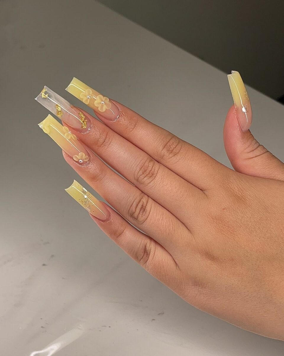 20 Vibrant Yellow Nails To Have Your Moment In The Sun