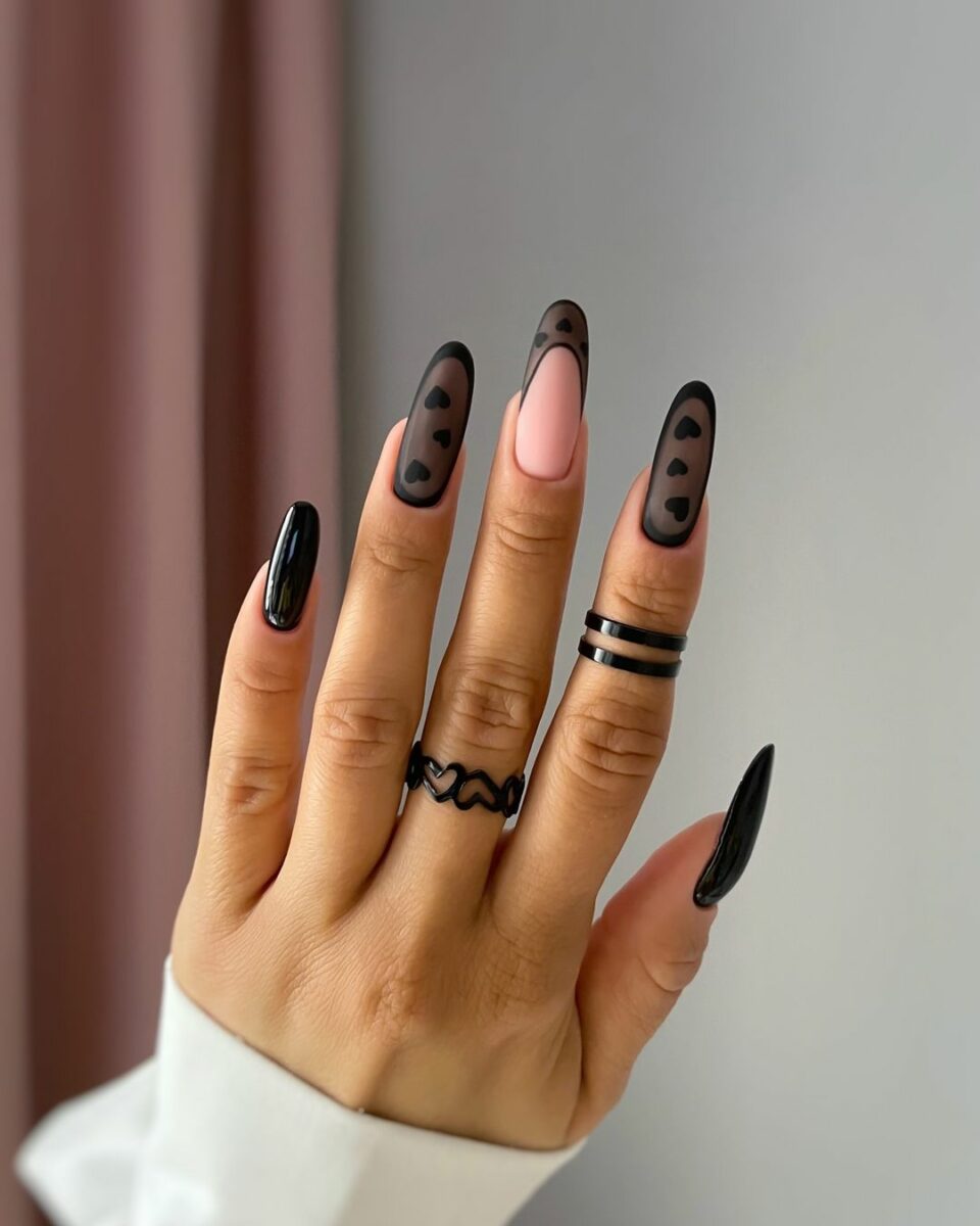 20 Incredible Ideas For Black Nails For The Modern Woman