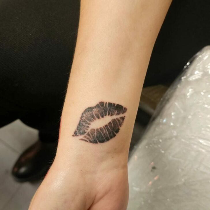 18 Powerful 888 Tattoos To Believe In The Divine