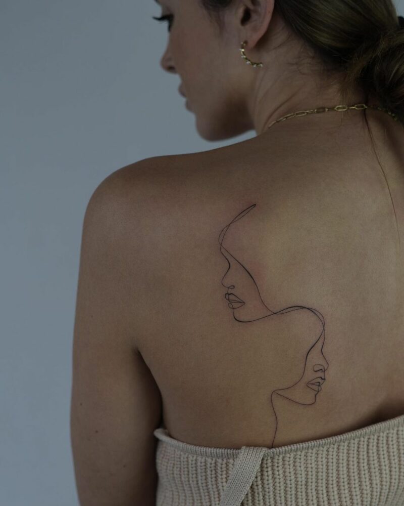 23 Dainty Back Tattoos, From Delicate Dots To Daring Designs
