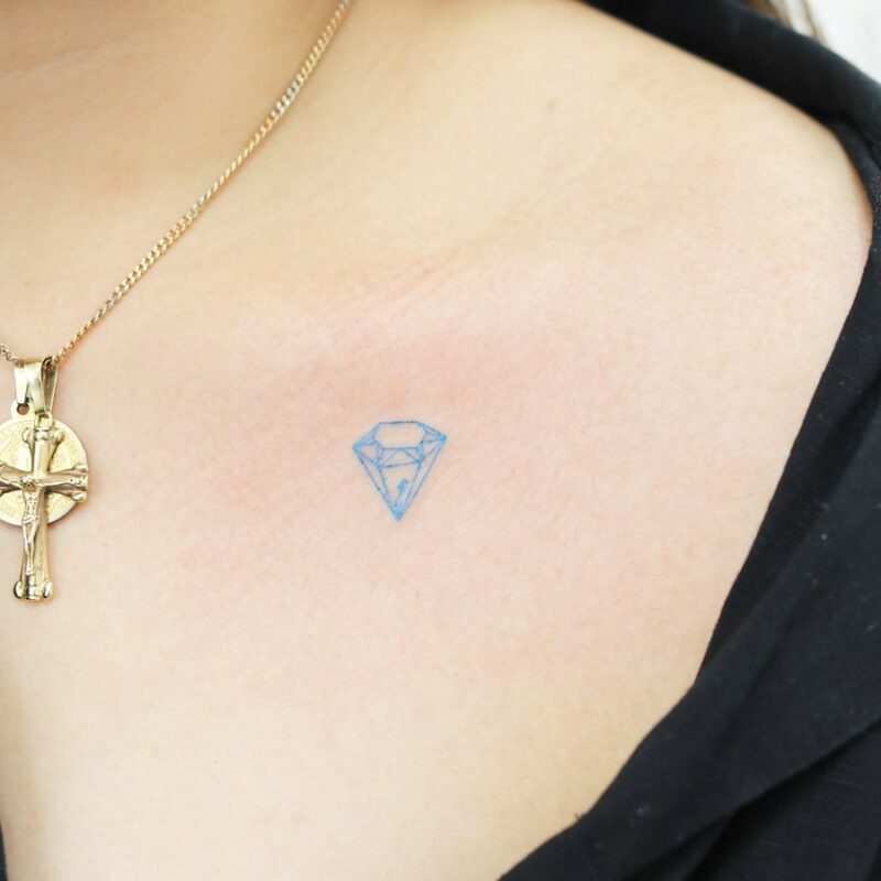 24 Gorgeous Takes On The Stunning Small Diamond Tattoo