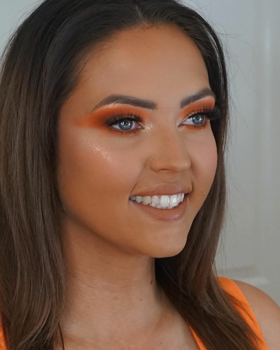 20 Enthralling Eye Makeup Ideas for Blue Eyes
