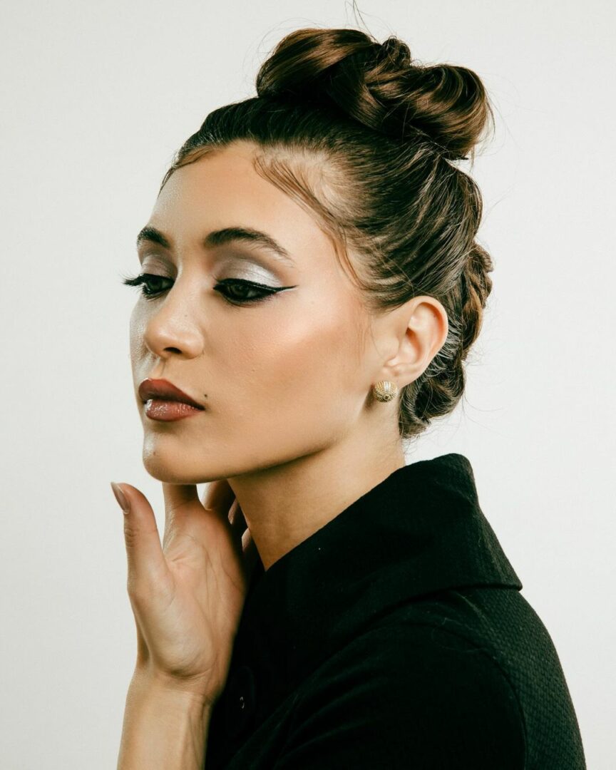 20 Hairstyles For Diamond-Shaped Faces That Shine Bright