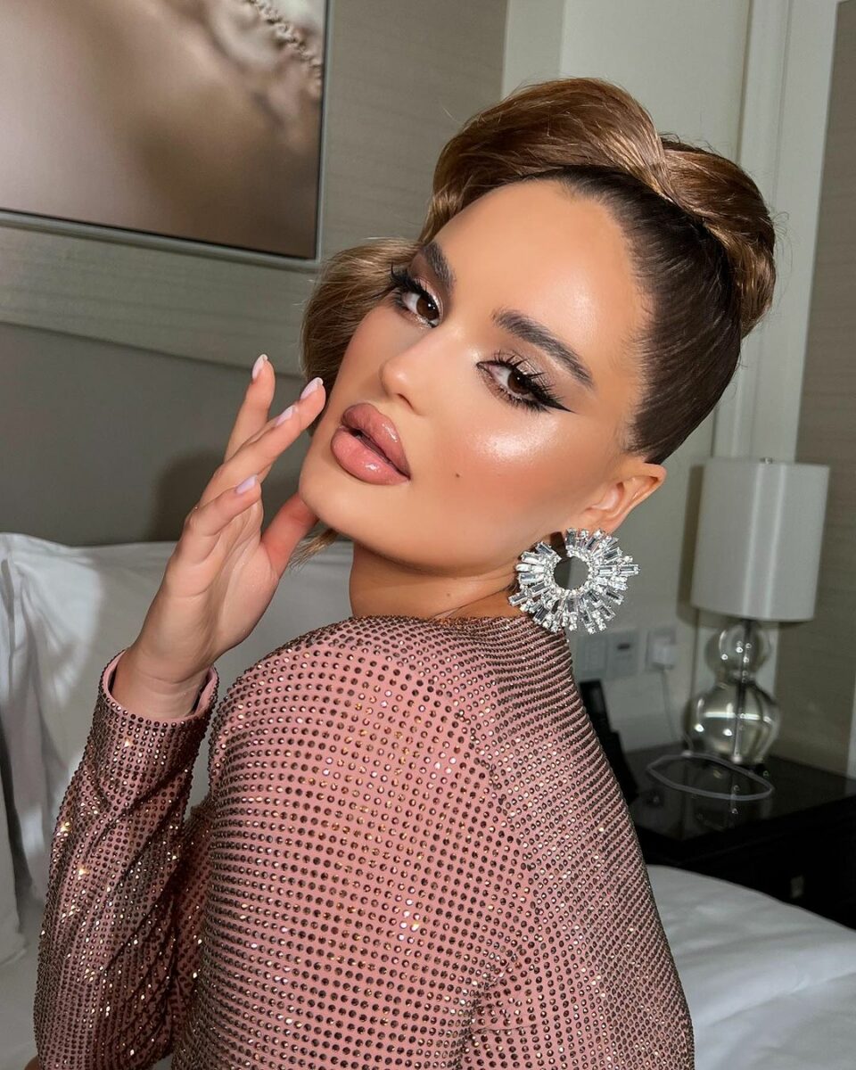 18 Stunning Bridesmaid Makeup Looks Your Bestie Will Adore