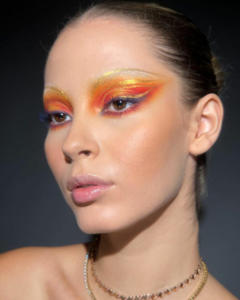 20 Yellow Eyeshadow Looks To Bring Sunshine Into Your Look