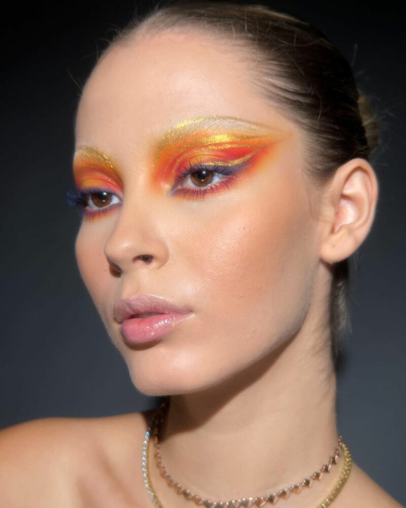 20 Yellow Eyeshadow Looks To Bring Sunshine Into Your Look