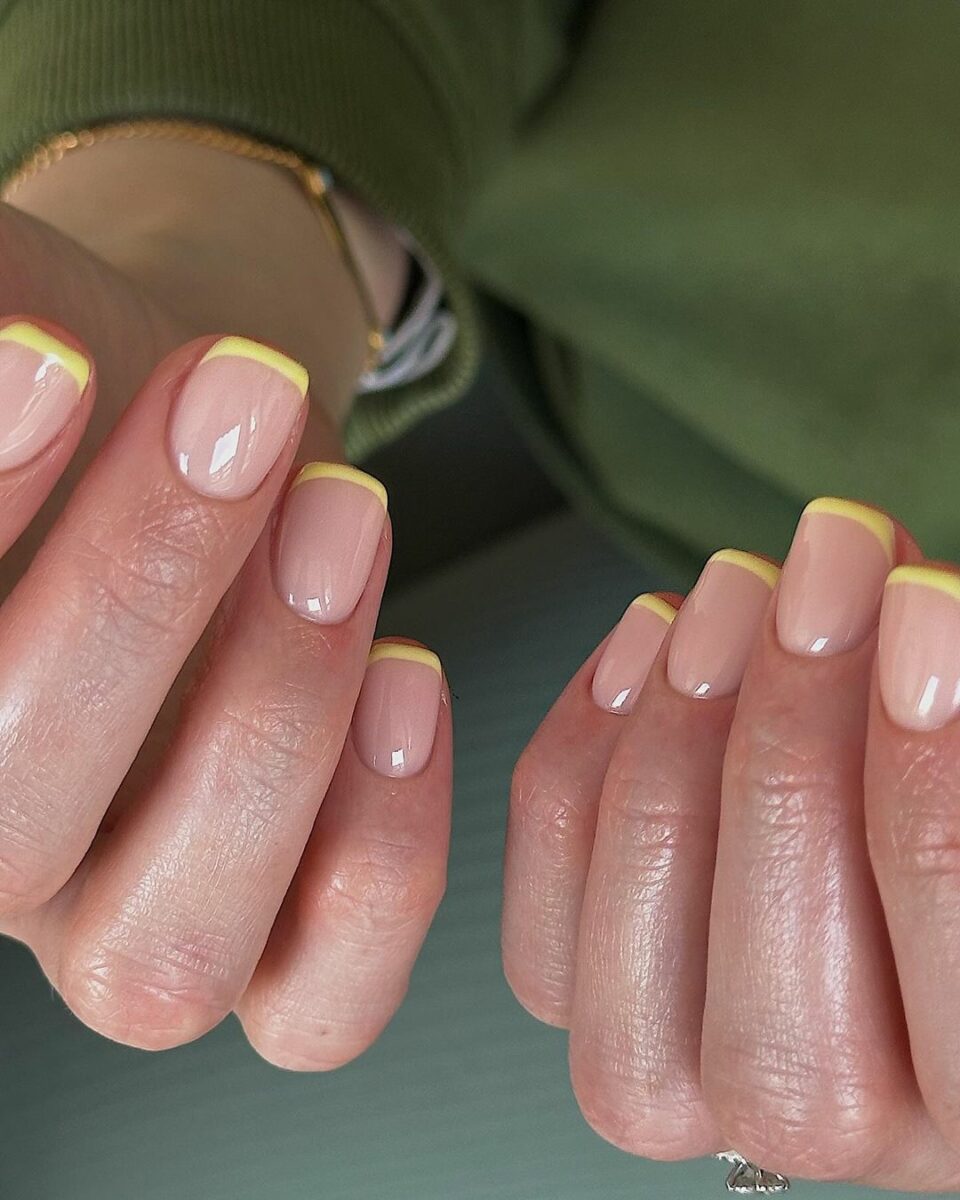 20 Vibrant Yellow Nails To Have Your Moment In The Sun
