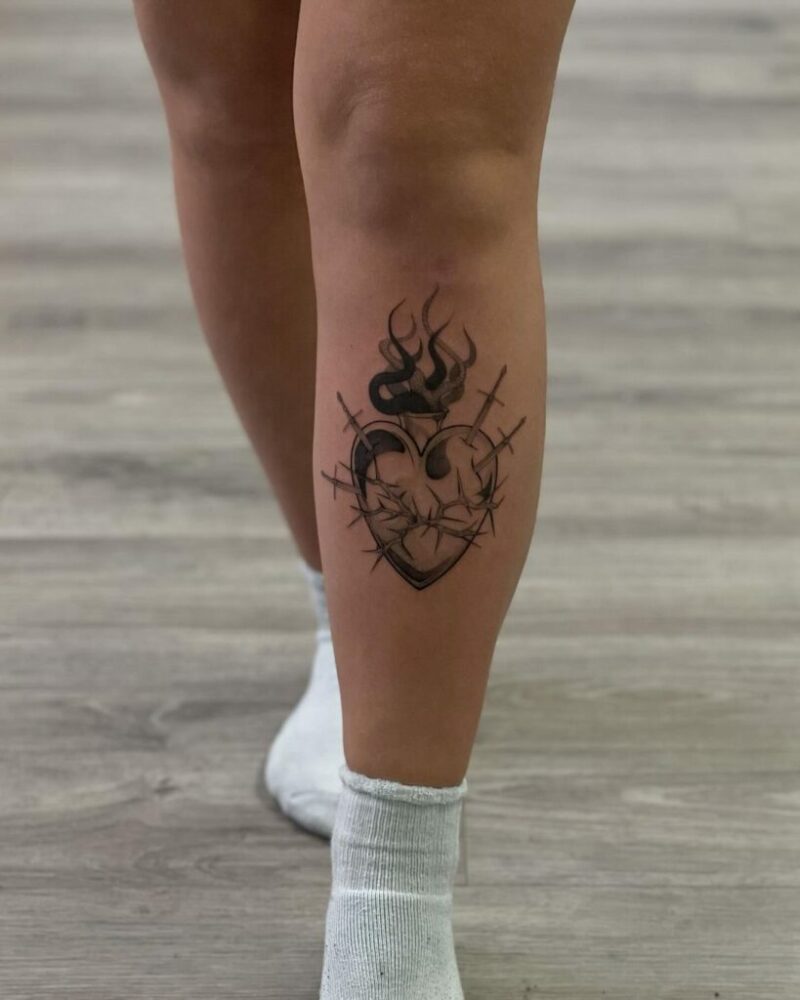 25 Spectacular Shin Tattoos That Are Worth The Pain