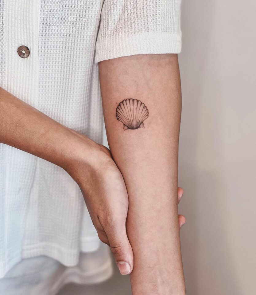 Shell Tattoo Meanings And 25 Jaw-Dropping Design Ideas
