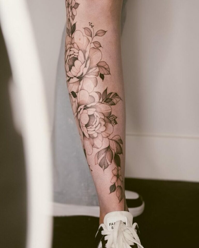 25 Spectacular Shin Tattoos That Are Worth The Pain