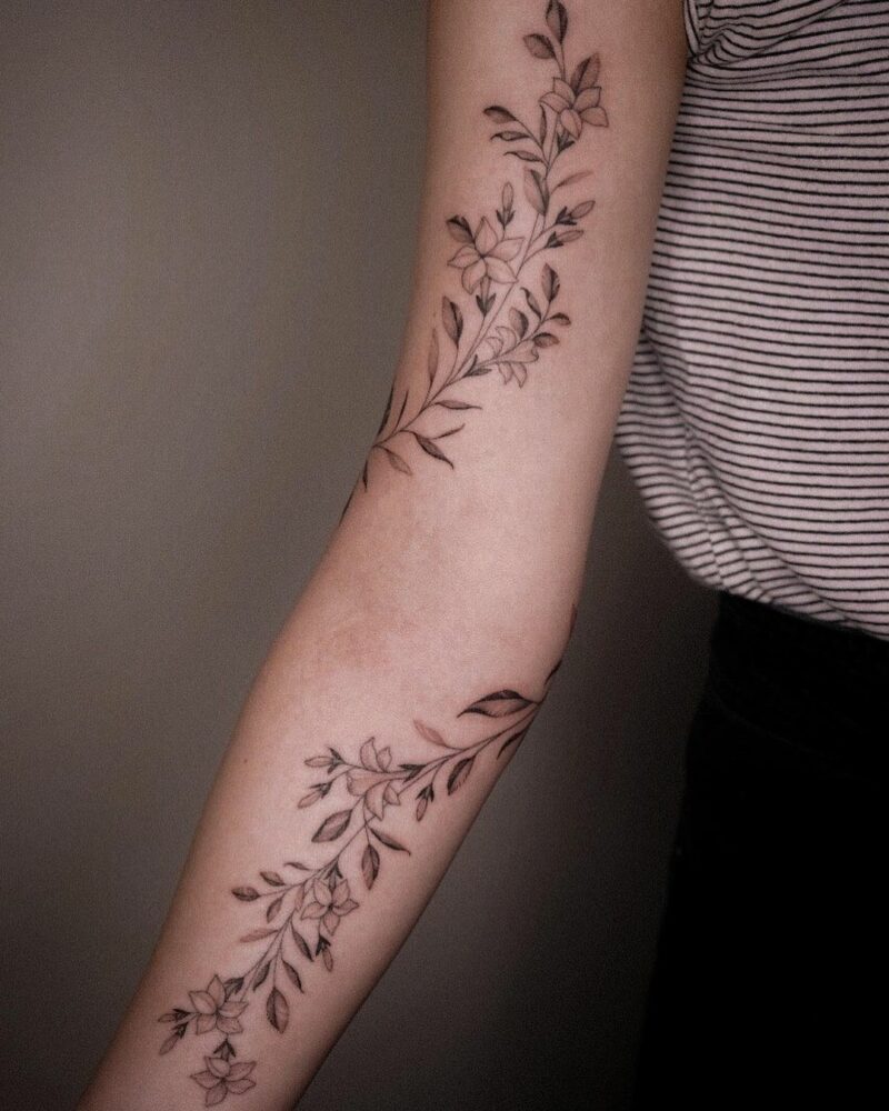 22 Incredible Jasmine Tattoo Ideas To Save For Inspiration