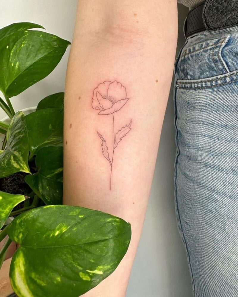 22 Pretty Poppy Flower Tattoos We Can’t Stop Staring At