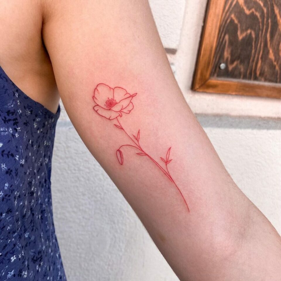 22 Pretty Poppy Flower Tattoos We Can’t Stop Staring At