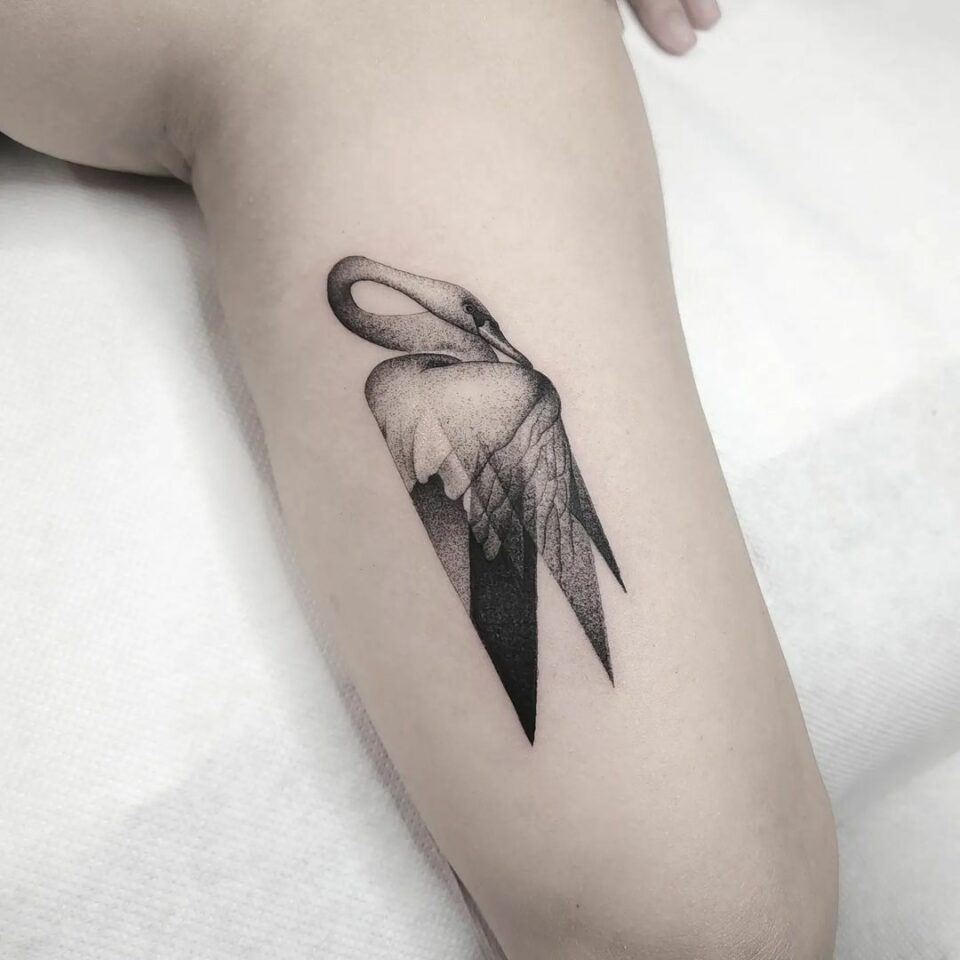 20 Captivating Swan Tattoos For A Graceful Appearance