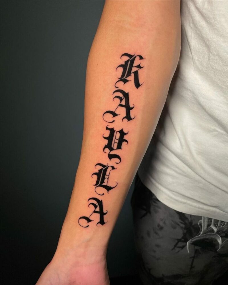 20 Blackwork Tattoo Ideas For A Visually Striking Effect