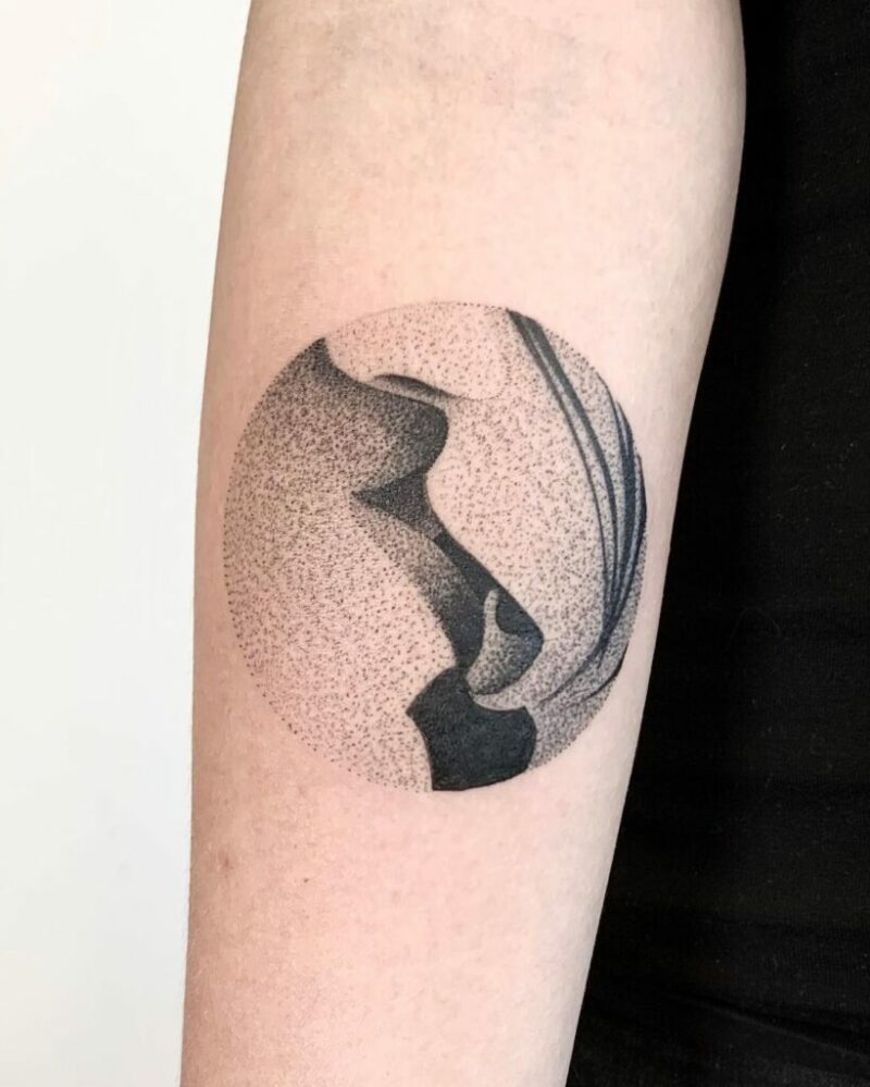 20 Flawless Lips Tattoo Ideas That Will Make You Pucker Up
