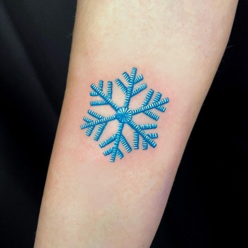 20 Cool Snowflake Tattoo Ideas That Will Dance On Your Skin