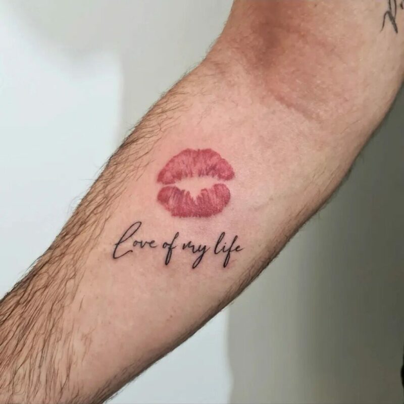20 Flawless Lips Tattoo Ideas That Will Make You Pucker Up