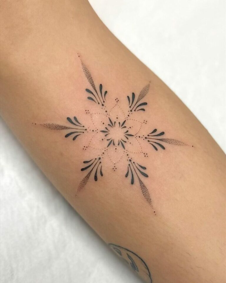 20 Cool Snowflake Tattoo Ideas That Will Dance On Your Skin