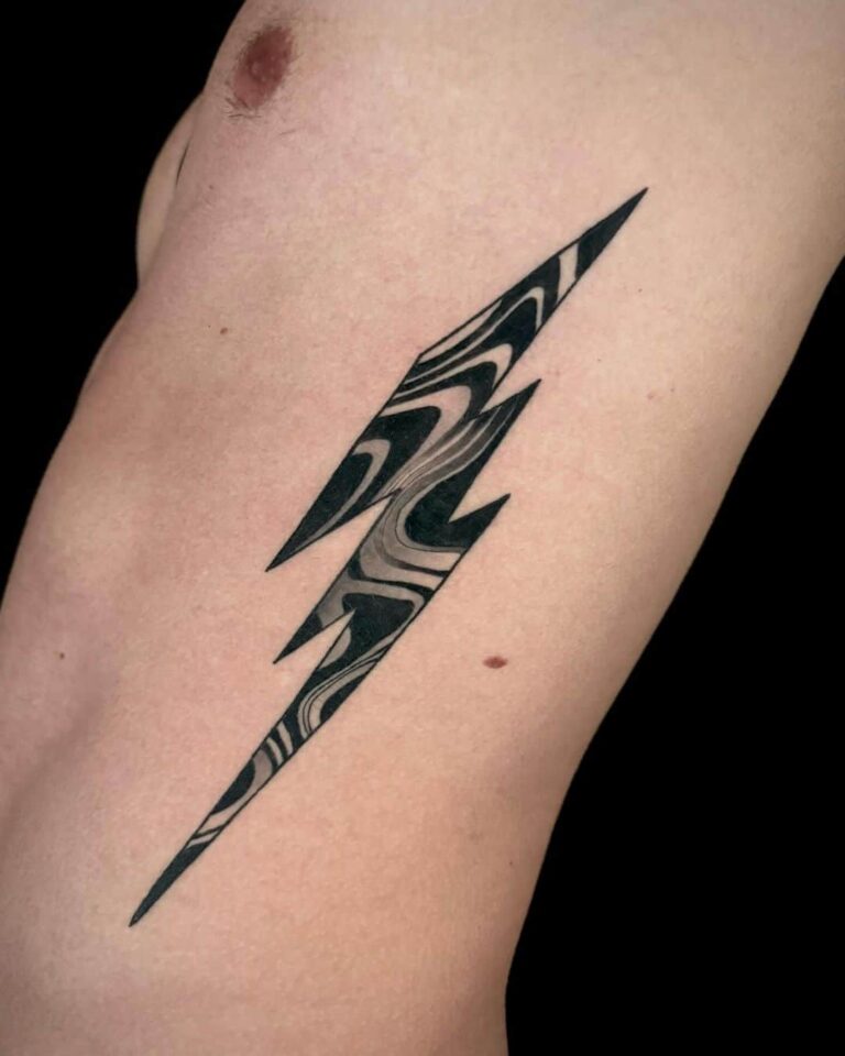 21 Lightning Tattoo Ideas For A Striking Ink