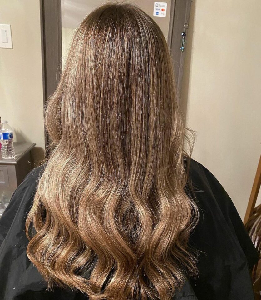 18 Stunning Haircuts for Wavy Hair You Will Love