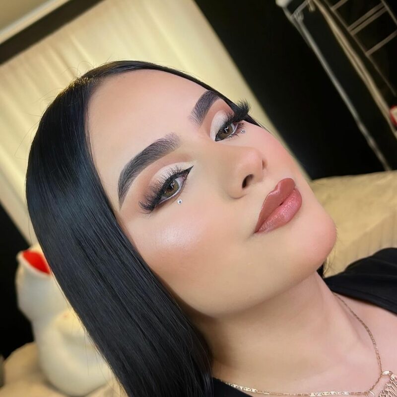 40 Makeup Ideas For Small Eyes To Make Them Look Bigger
