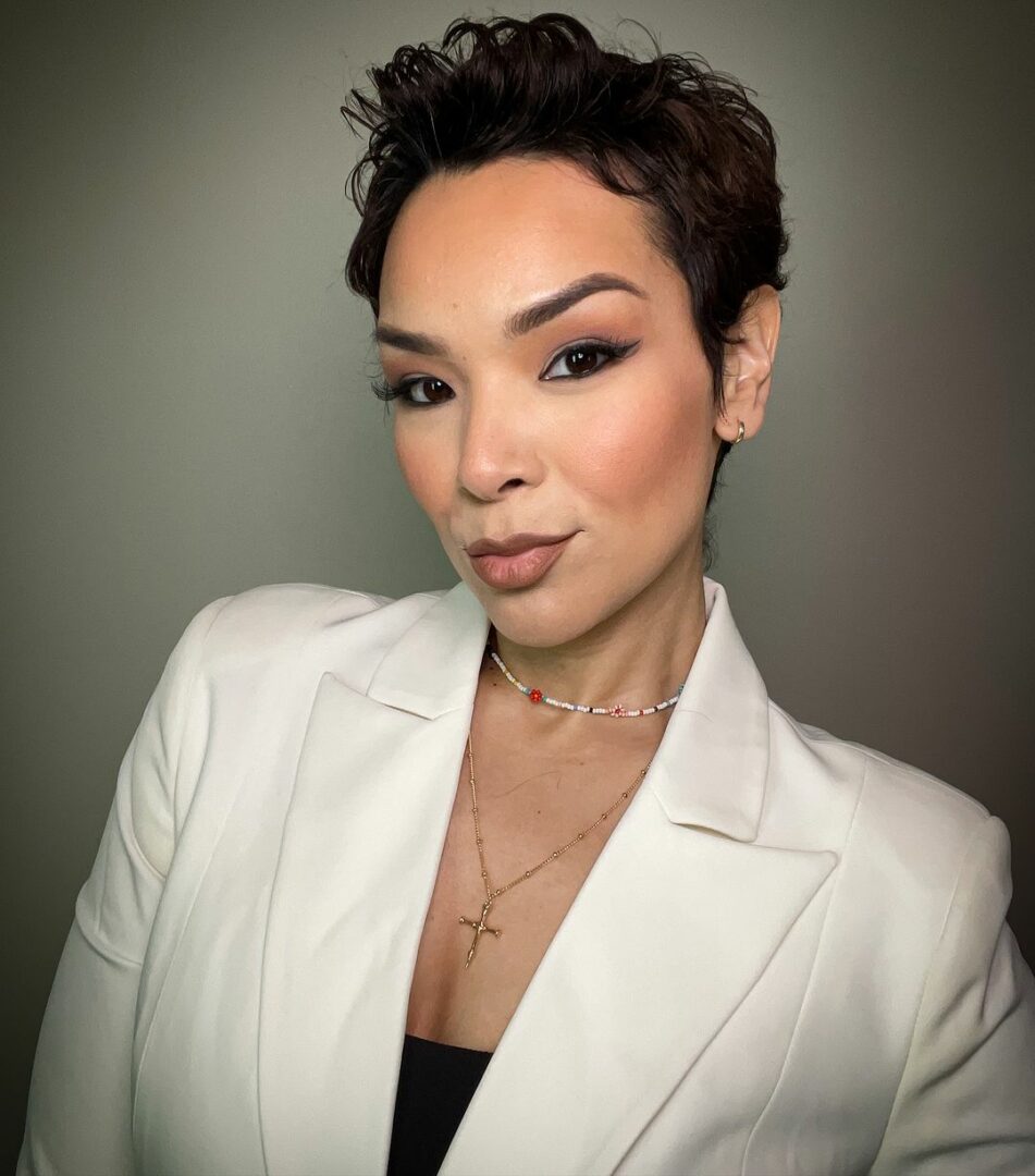 40 Wonderful Wavy Pixie Cut Hairstyles to Make Waves