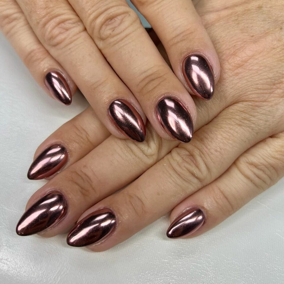40 Must-Try Metallic Nails To Put the Pedal To The Metal