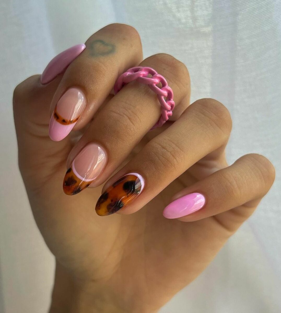 36 Lovely Baby Pink Nails That Will Teleport You To Barbieland