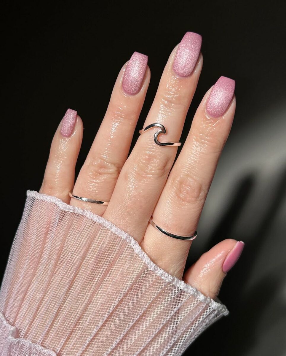 40 Unique Velvet Nail Designs To Nail This Glittery Trend