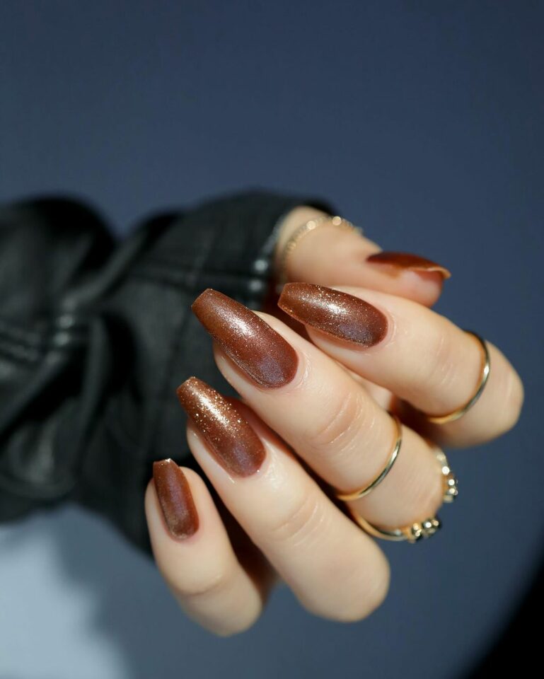 40 Must-Try Metallic Nails To Put the Pedal To The Metal