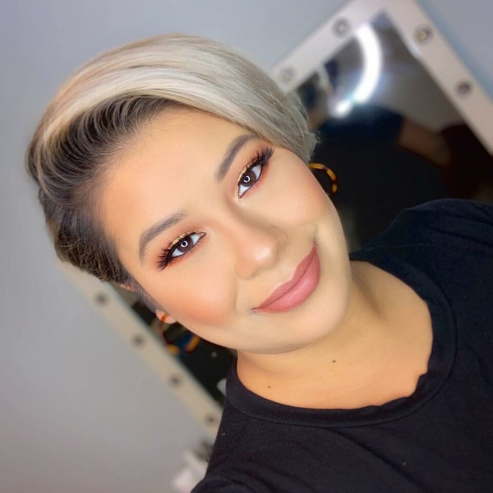40 Makeup Ideas For Small Eyes To Make Them Look Bigger