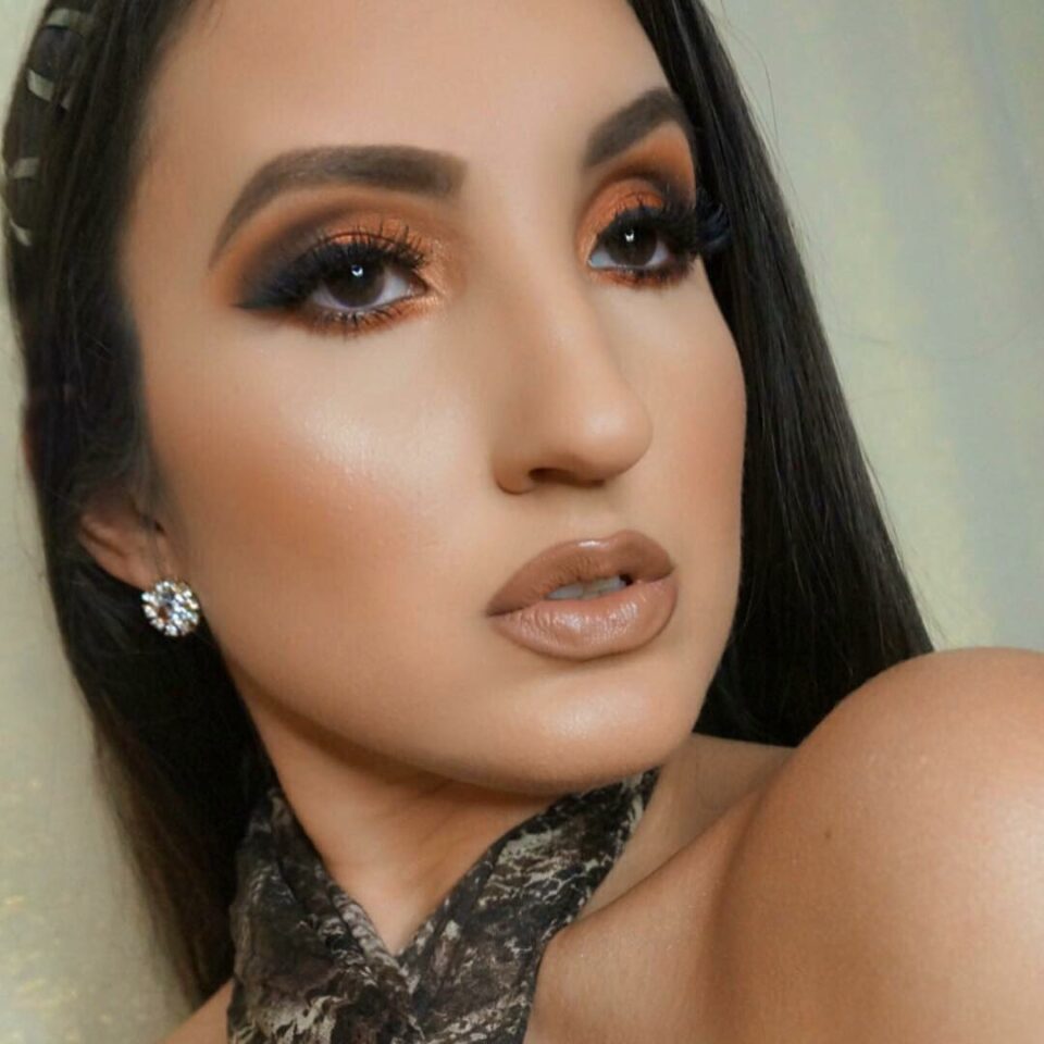 40 Makeup Ideas For Small Eyes To Make Them Look Bigger