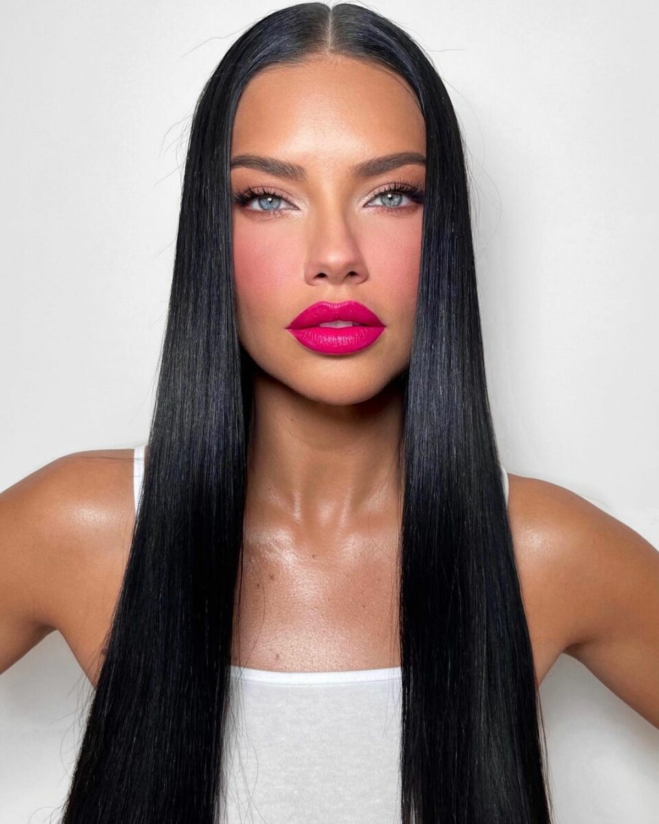 20 Fabulous Pink Lipstick Makeup Looks For The Perfect Pout