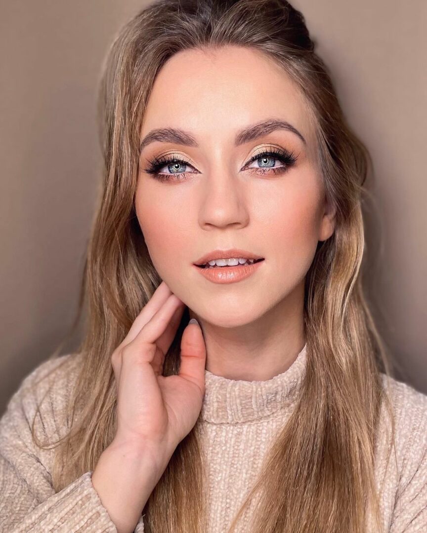 20 Enthralling Eye Makeup Ideas For Blue Eyes