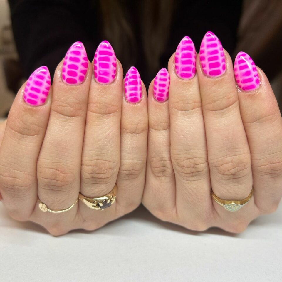 40 Snappy Crocodile Print Nail Designs To Scale Up Your Look
