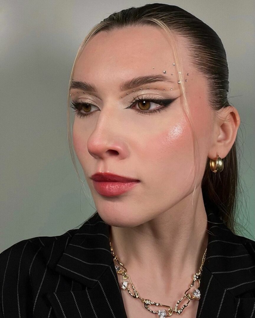 Get Inspired With These 40 Purr-fect Cat Eye Makeup Ideas