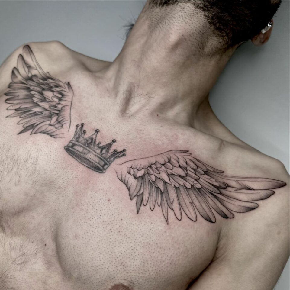 23 Beautiful Wing Tattoos To Soar Towards Your Freedom