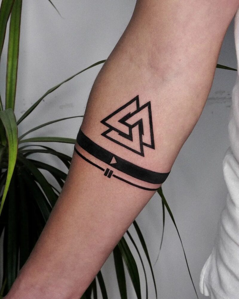 20 Bold Valknut Tattoo Ideas For An Authentic Viking Look