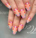 35 Dazzling Dainty Dot Nails To Elevate Your Manicure Game