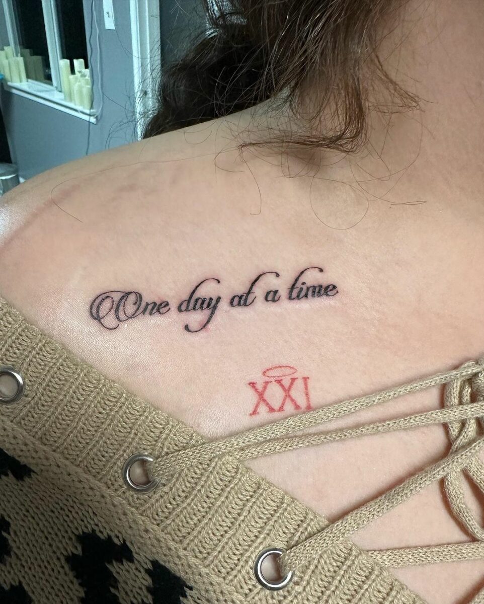 21 Relaxing Leaf Tattoos That’ll Leave You Itching For Ink